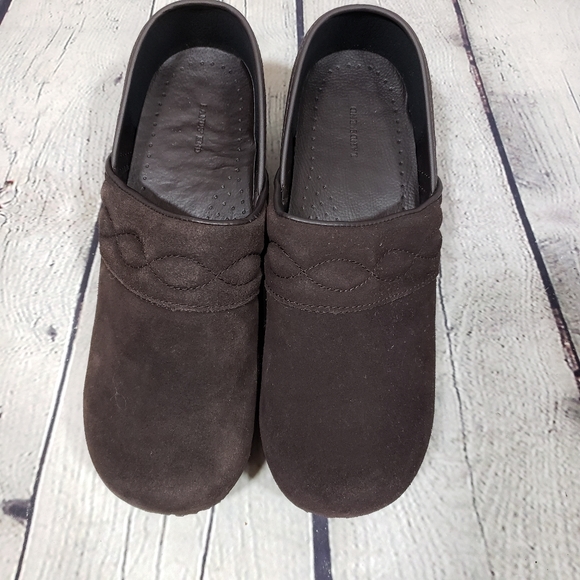 Lands' End | Shoes | Lands End Brown Suede Clogs Size D | Poshmark